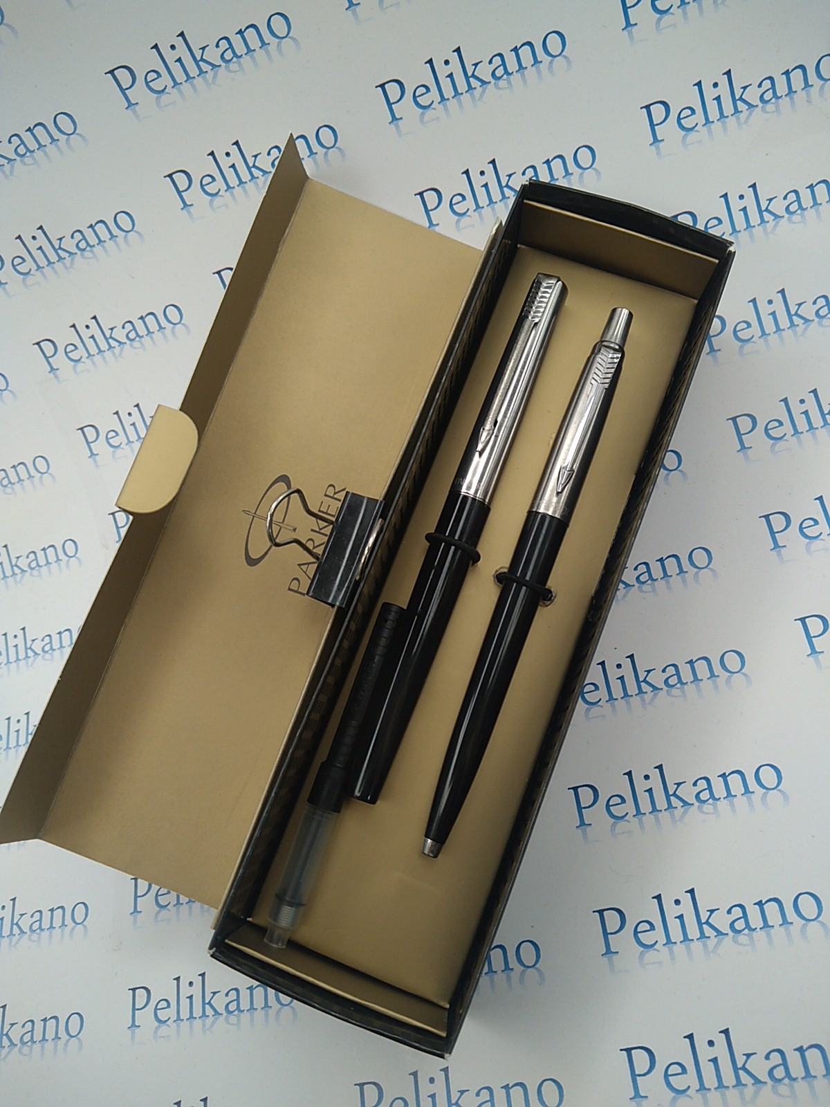 خودنویس استوک – فروشگاه پلیکانو